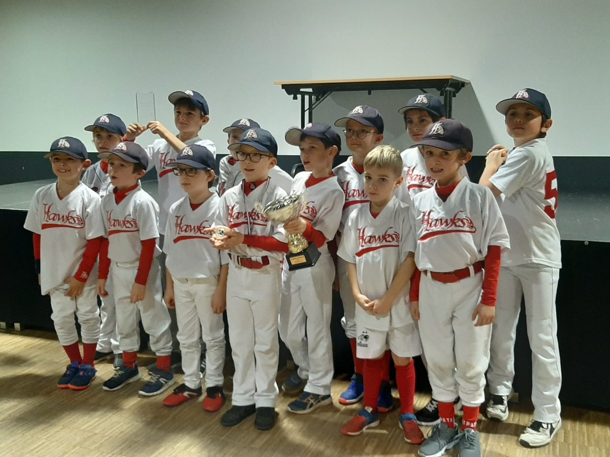 EQUIPES – Hawks Baseball Softball